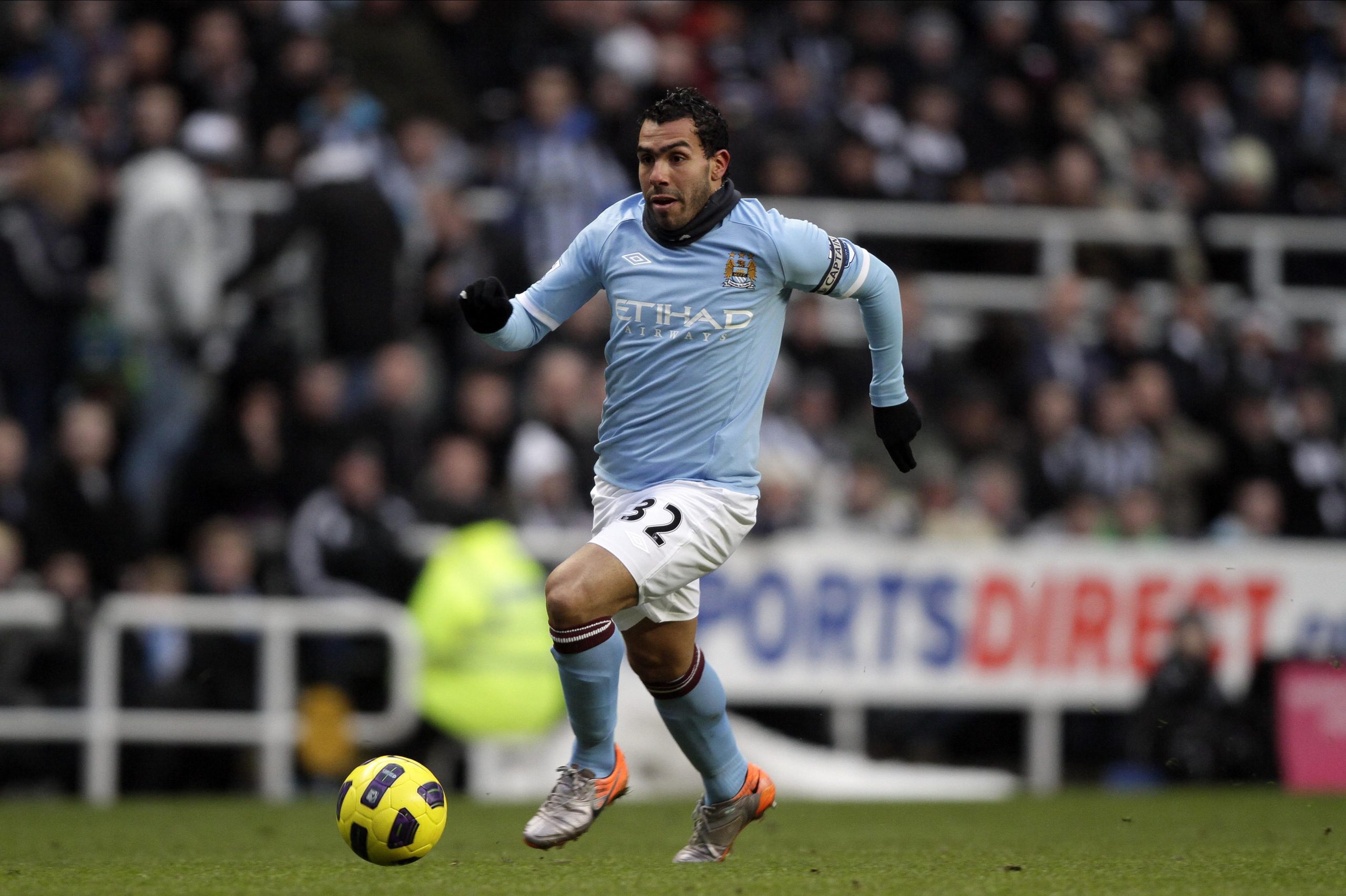The 10 Best Man City kits of the Premier League era | Squawka | EN