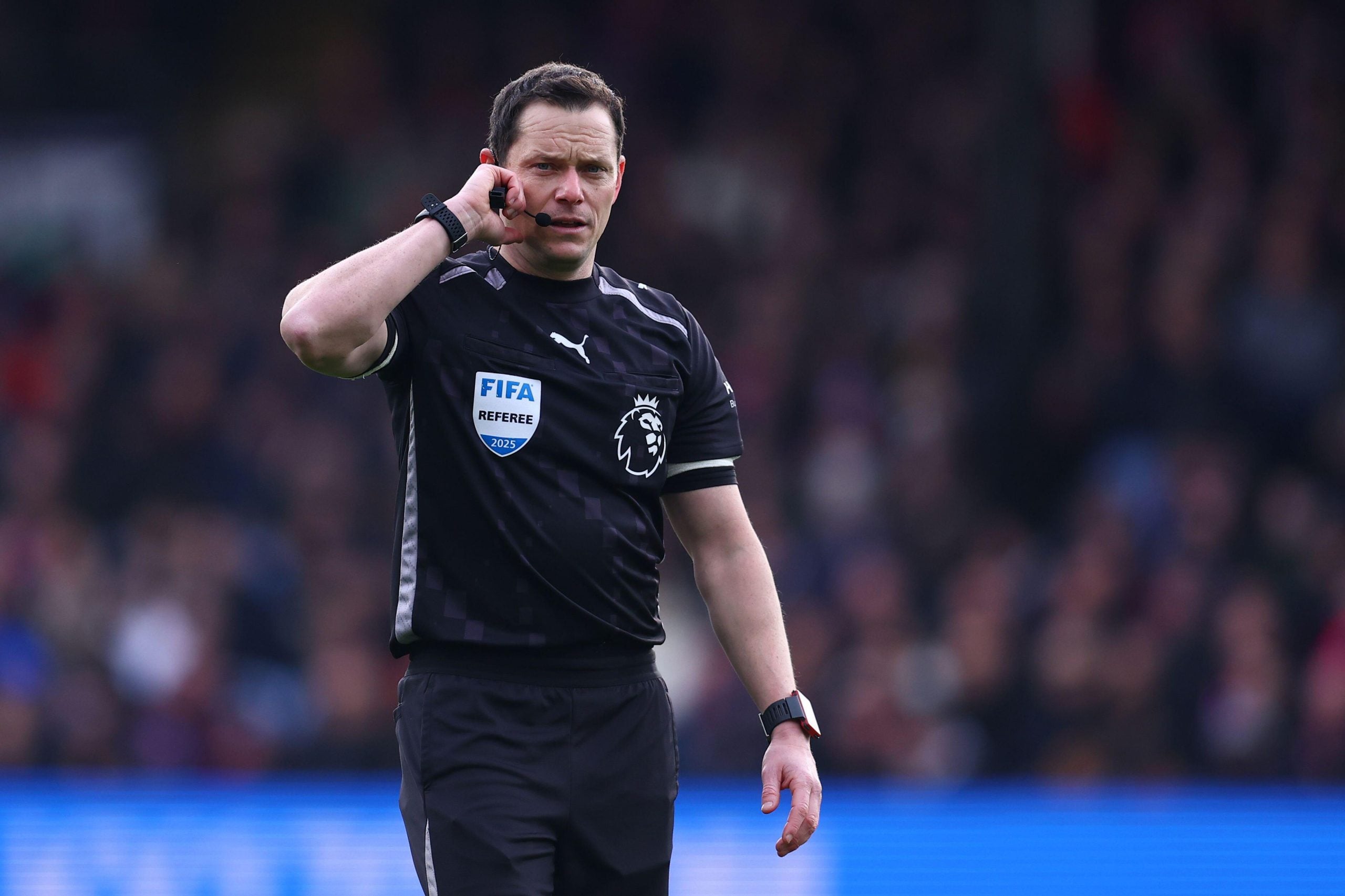 Everton vs Man Utd referee: Darren England's history with both club